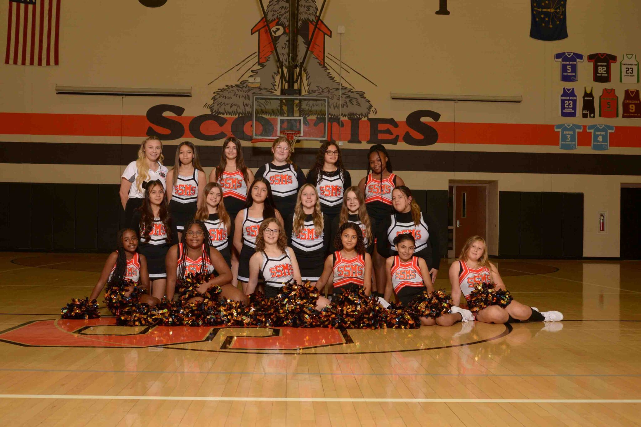2025-26 Team Pictures - Sarah Scott
